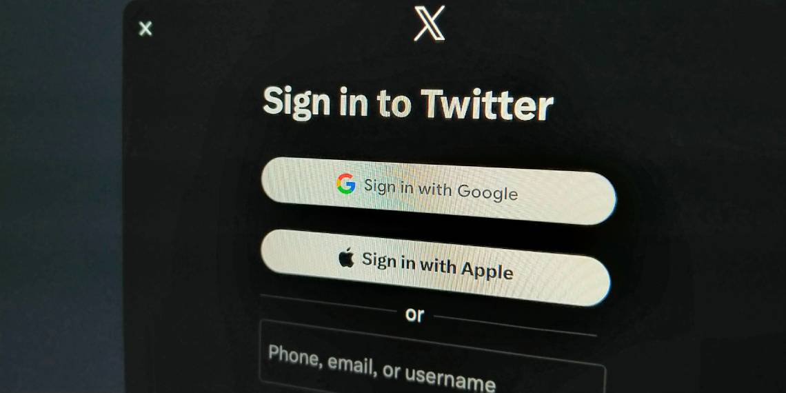 Ads for Stolen Twitter Accounts Surge on the Dark Web: Report